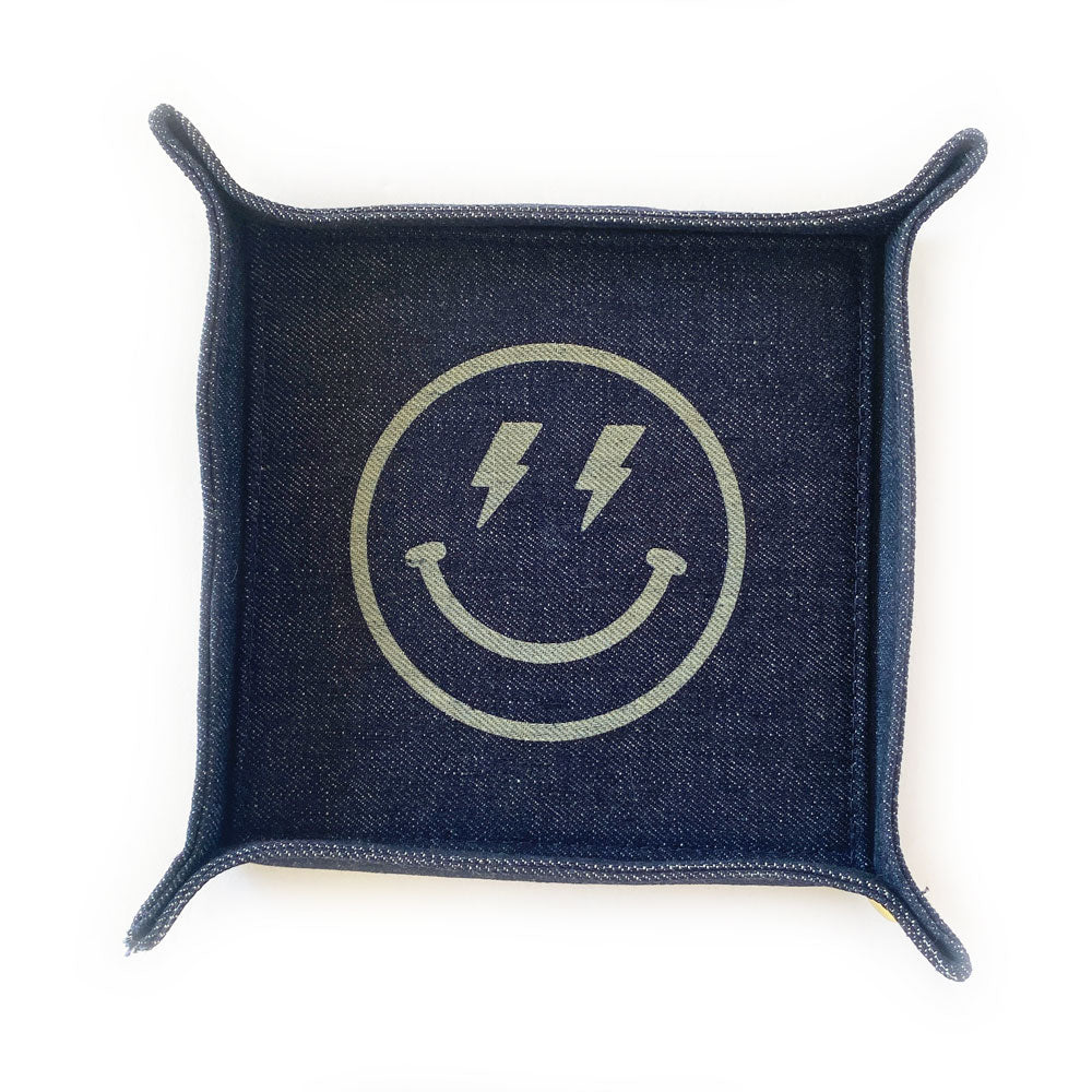 trays – LOVE & MOXiE